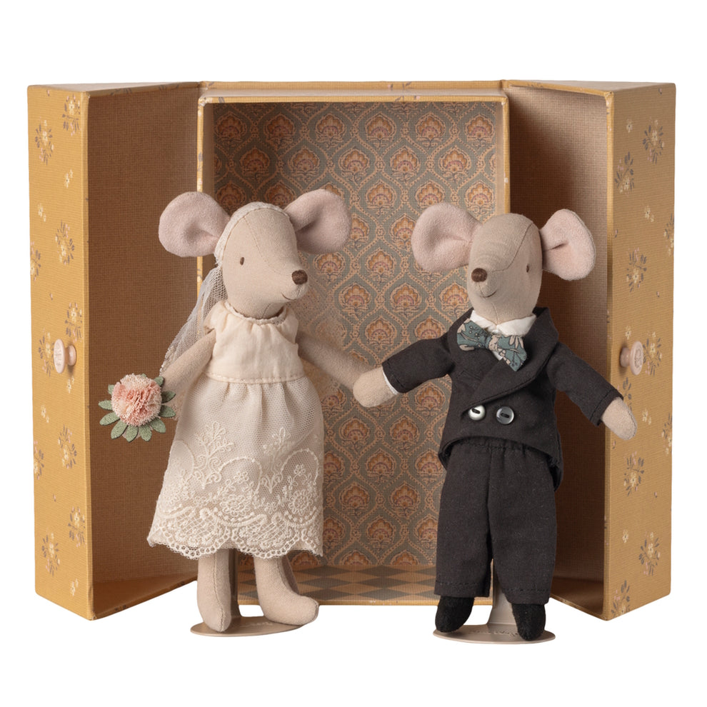 Maileg Wedding Mice Mum & Dad | Couple in Gift Box – Wholesale Nordic ...